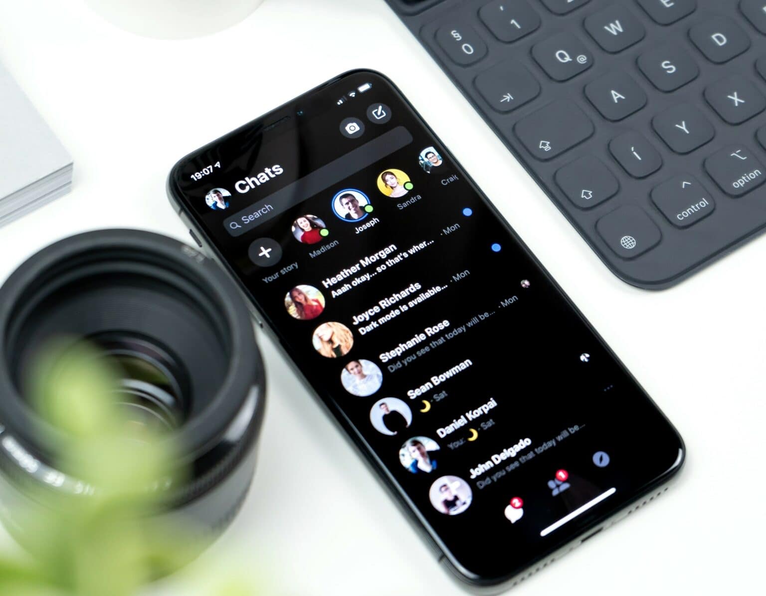 LinkedIn™ dark mode: how to activate dark mode on LinkedIn™?